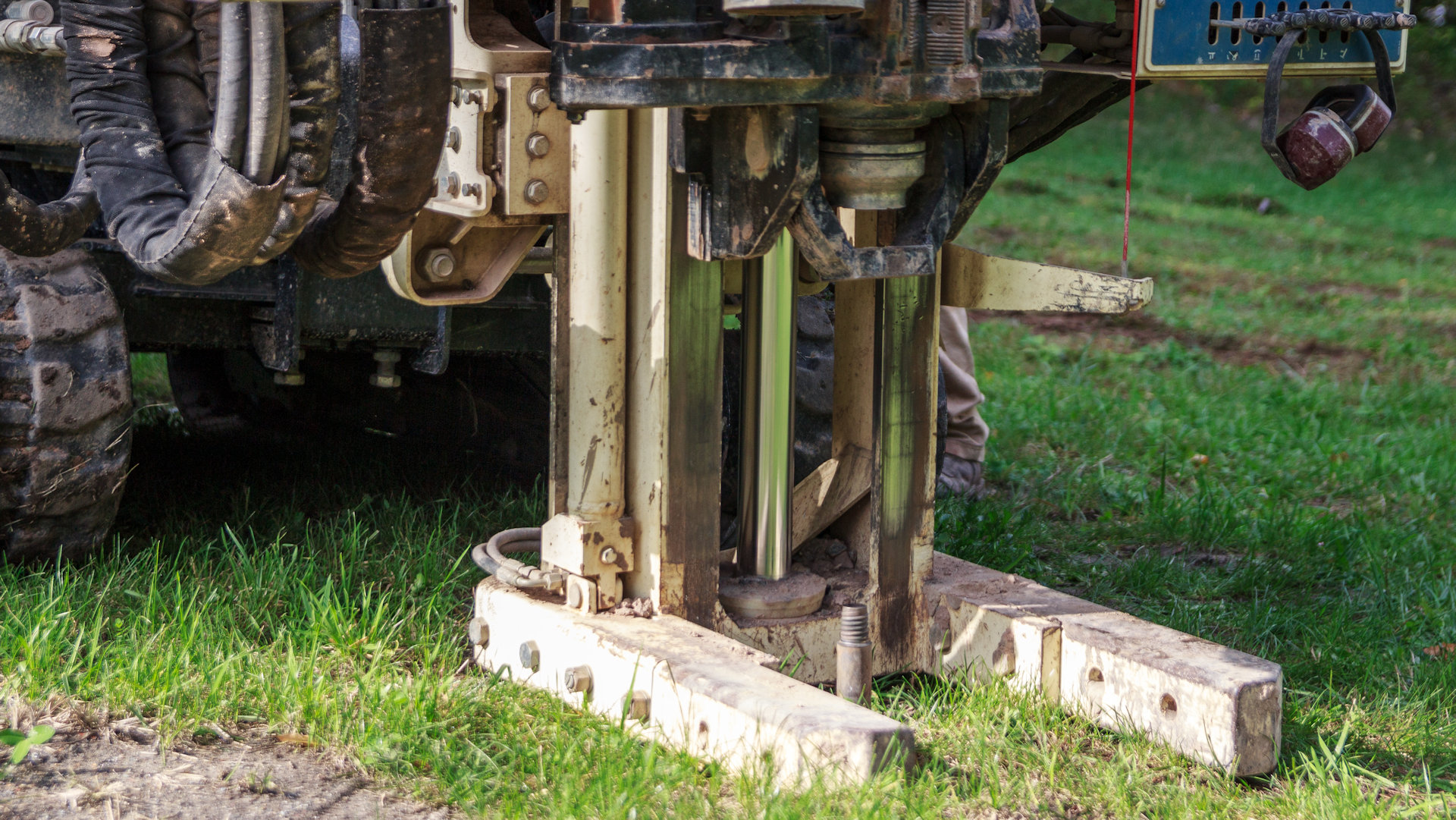 MASW for geology, Vs30 seismic site class, voids, and anomalies.